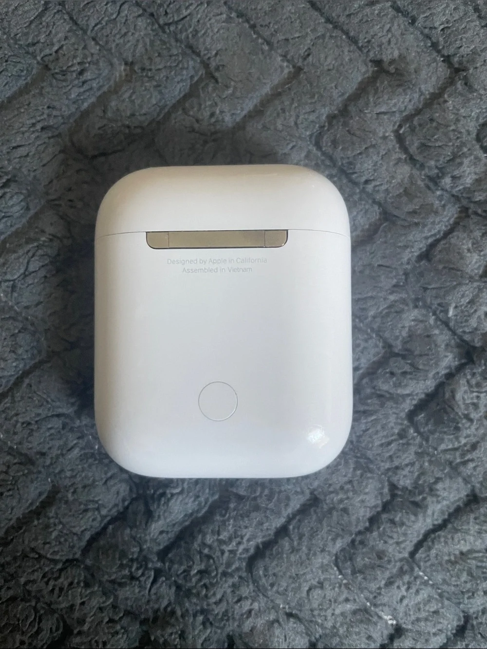 Apple | Headphones | 2nd Generation Airpods With One Airpod | Poshmark